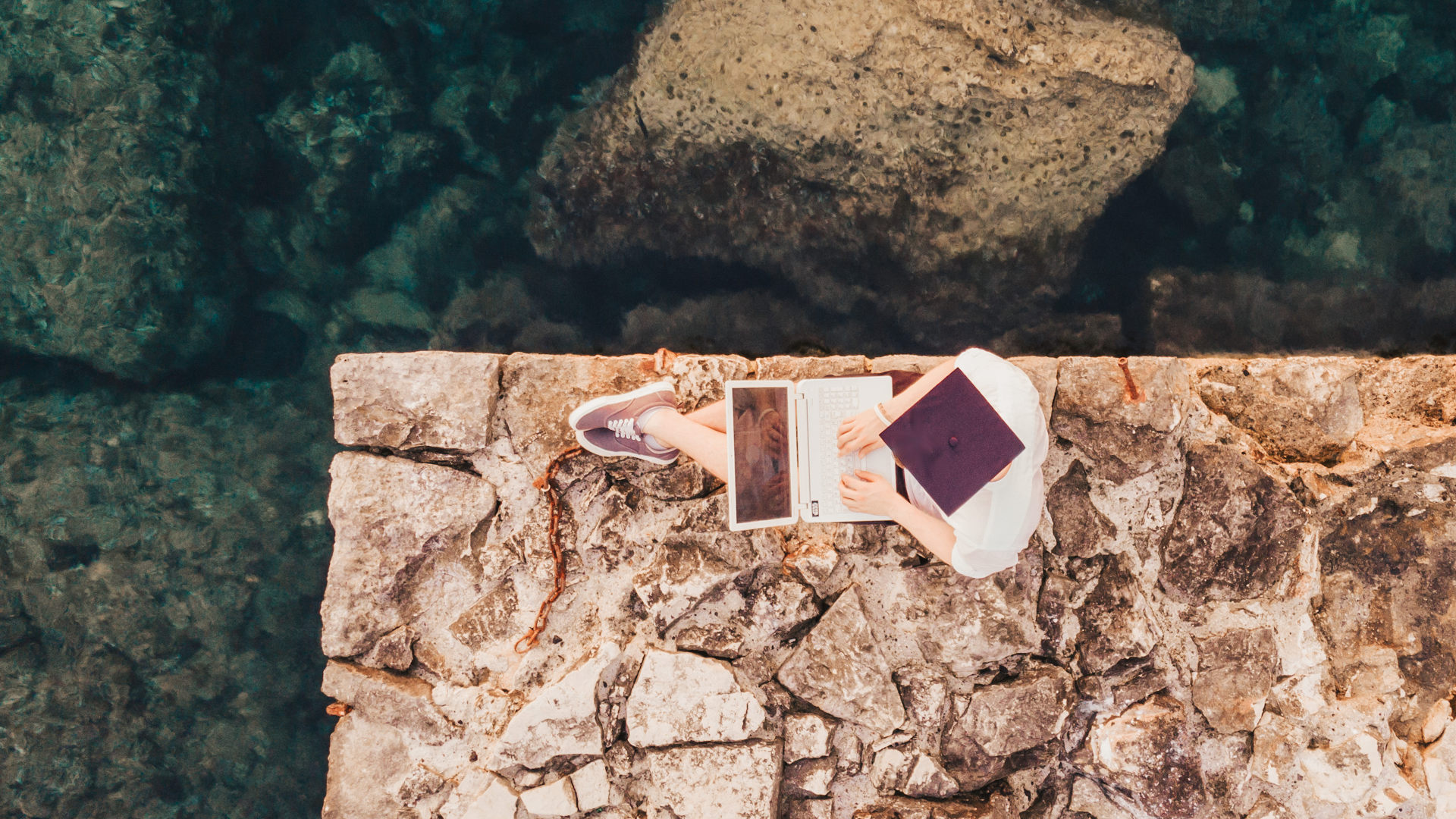 Naslovnica - Fakultet informatike u Puli